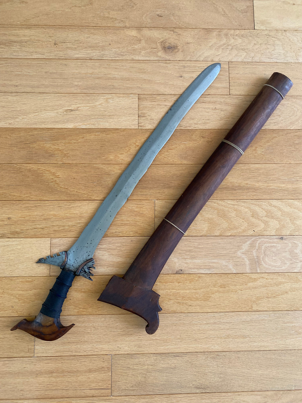Original Antique Filipino Kalis Sword with Orginal Scabbard 26.5" Long ...