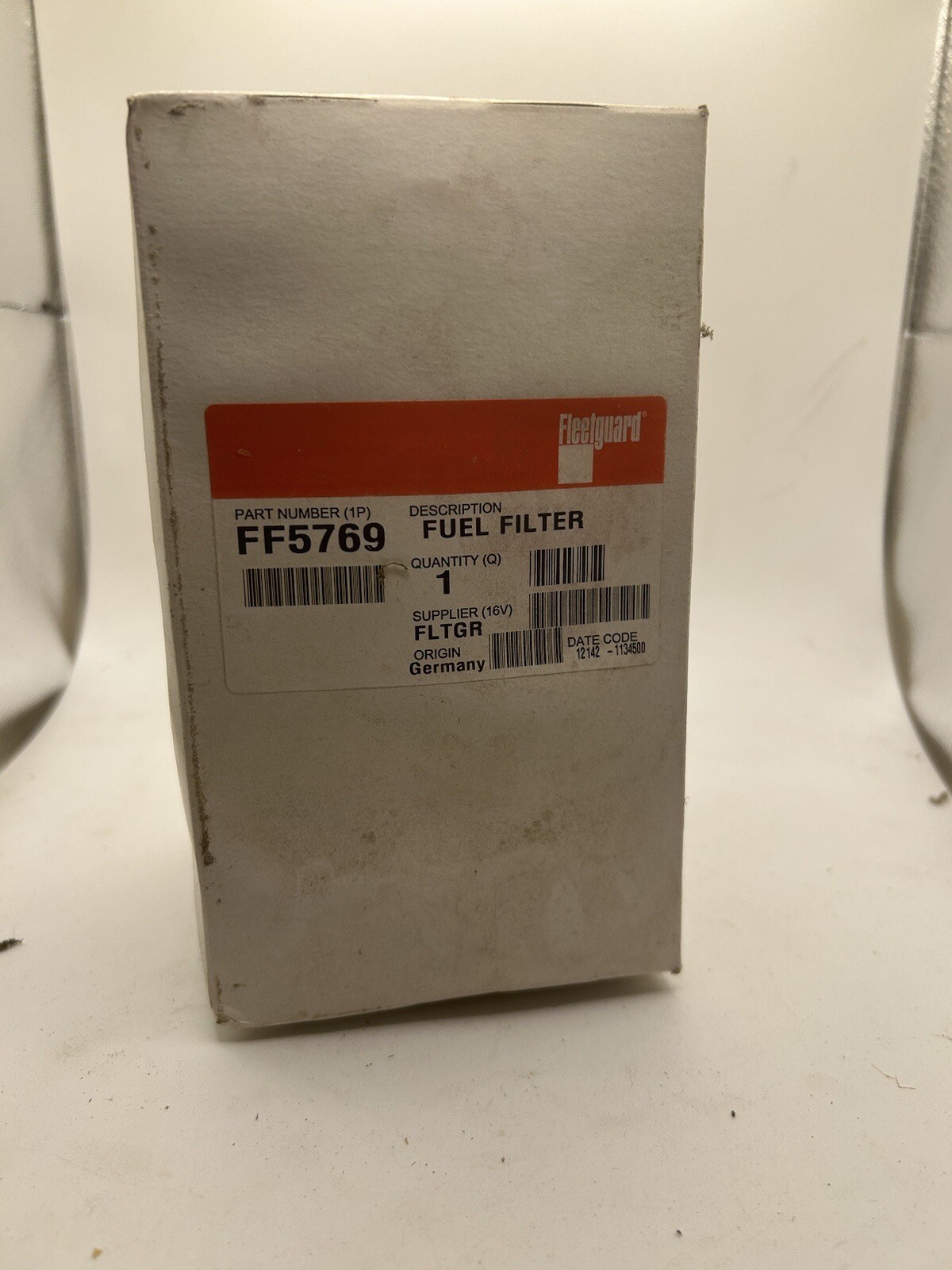 FLEETGUARD FF5769 - Fuel filter cross reference