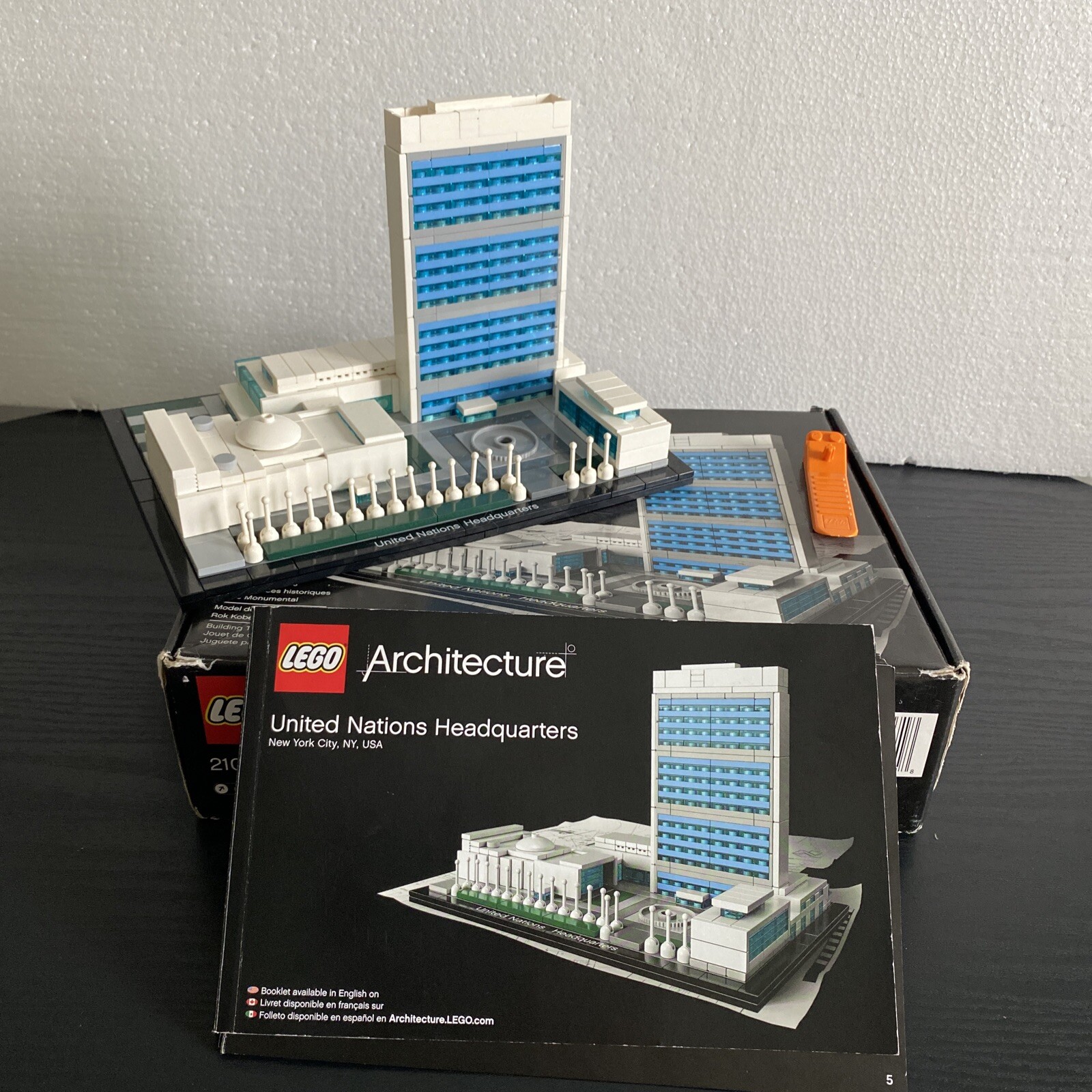 Lego Architecture United Nations Headquarters
