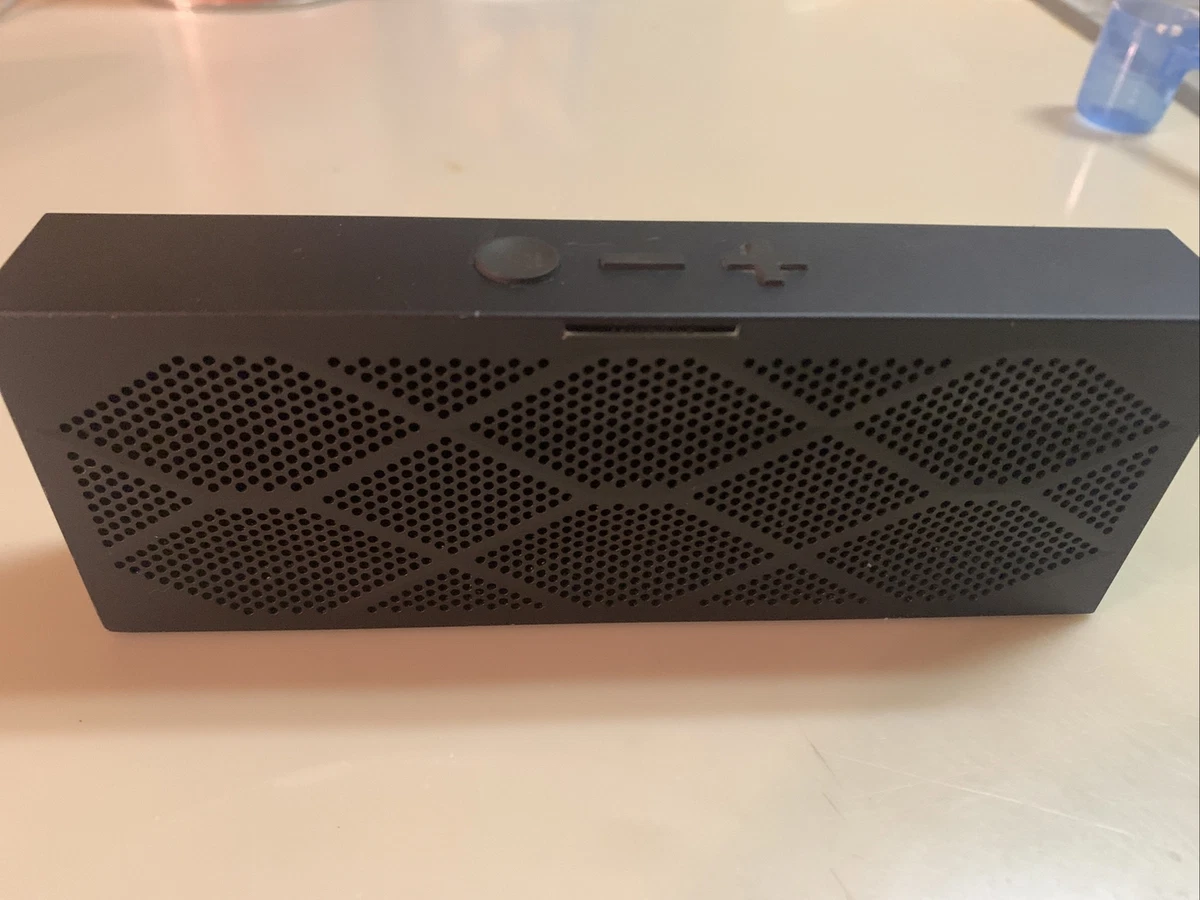 Jawbone Jambox Bluetooth Speaker