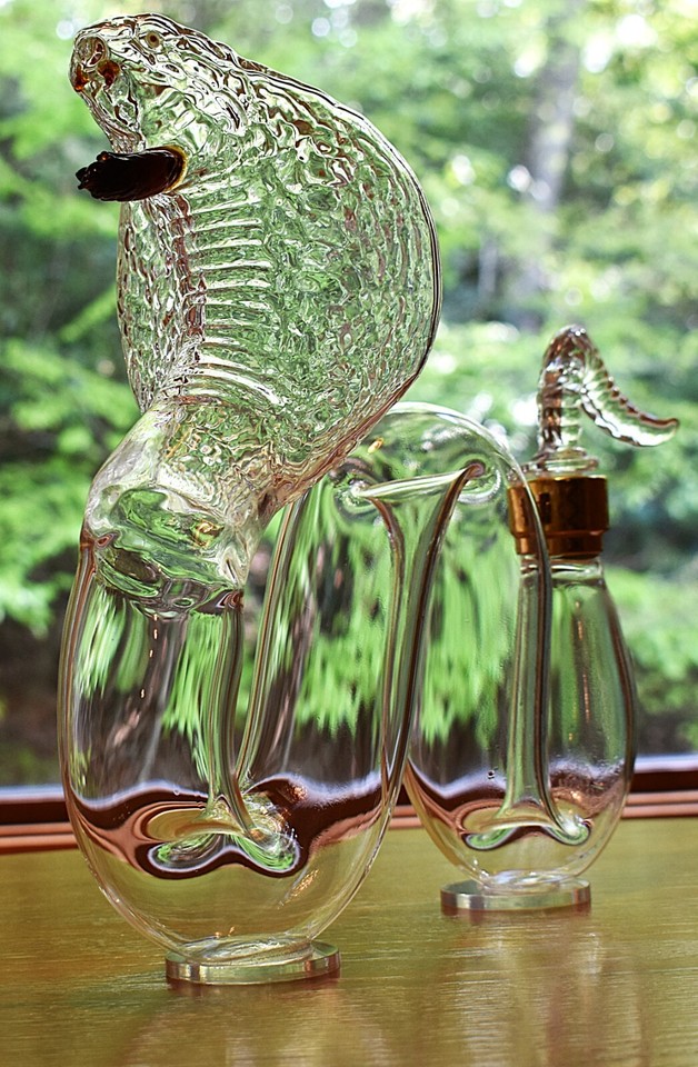 Snake Cobra Whisky Decanter Bottle Glass Sculptured Art Glass 1000 ML ...