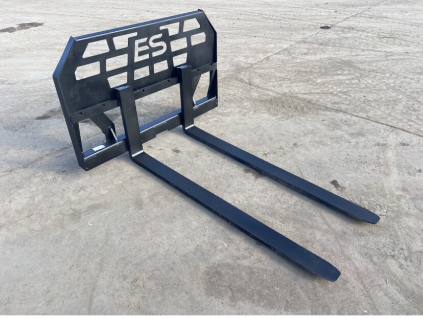 60IN JOHN DEERE GLOBAL EURO PALLET FORKS - FREE SHIPPING | eBay