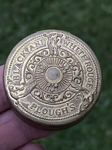 RARE ANTIQUE BRASS FANCY PLOUGH'S BLACK & WHITE ROUGE COSMETIC COMPACT ...