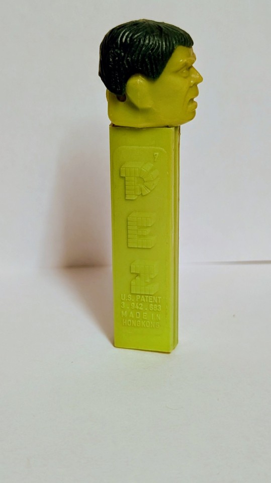 Vintage No Foot Feet PEZ Light Green Incredible HULK PEZ Candy ...