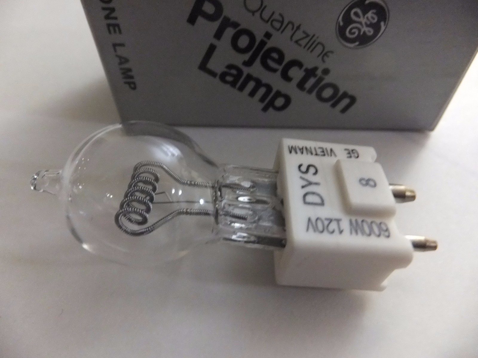 DYS DYV BHC 600 Watt 120 Volt Projector Bulb Lamp For GAF ELMO BUHL ...