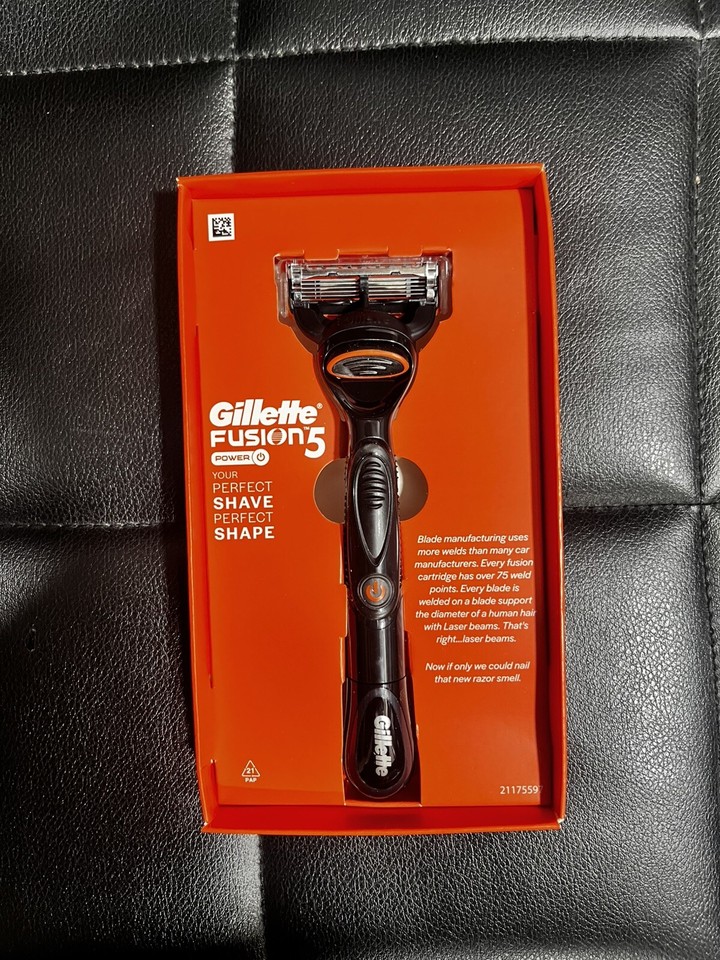 New Gillette Fusion Power Razor Shaving For Men Duracell Battery ...