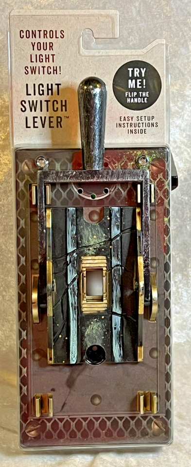 NWT Cracker Barrel Electronic Light Switch Lever Cover Halloween Scream ...