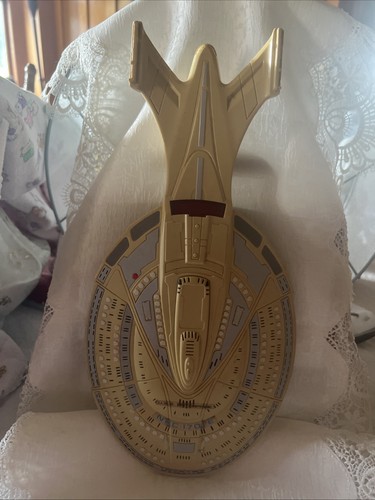 Vintage Star Ship USS Enterprise NCC-1701-E 1998 Paramount Model | eBay