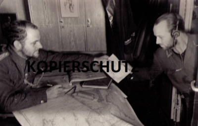 U-Boot-Krieg Foto KRIEGSMARINE Kommandant ERICH TOPP U552 übergibt ...