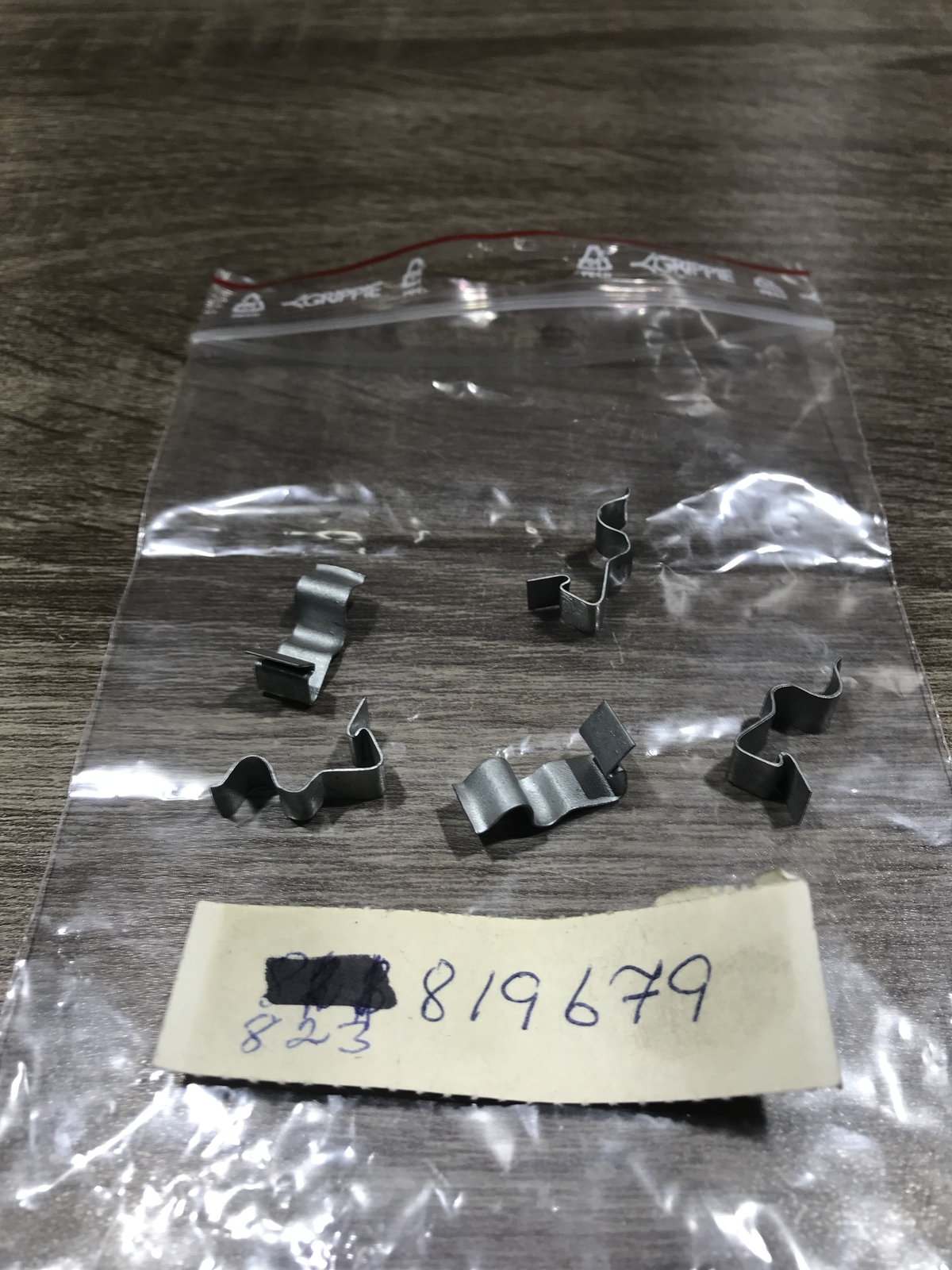 New Genuine OE VW Clip Holder Bracket Nut Cap 823819679 5x | eBay