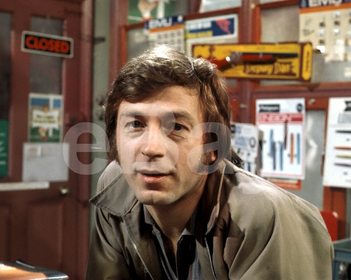 Coronation Street (TV) Kenneth Farrington "Billy Walker" 10x8 Photo | eBay