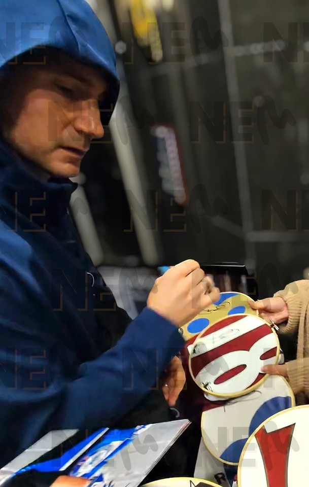 Signed FRANK LAMPARD Shirt - Chelsea Europa League Final - PROOF/COA ...