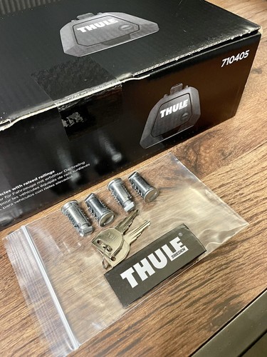 Thule Evo Raised Rail Foot Pack 710405 + Thule Metal Lock Set (Bundle ...
