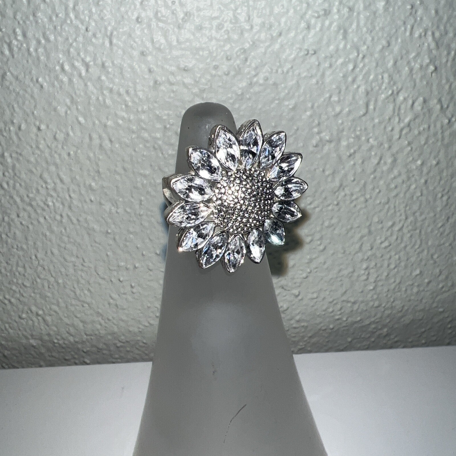 FOSSIL Sunflower Silver Tone Rhinestone Crystal Cockt… - Gem