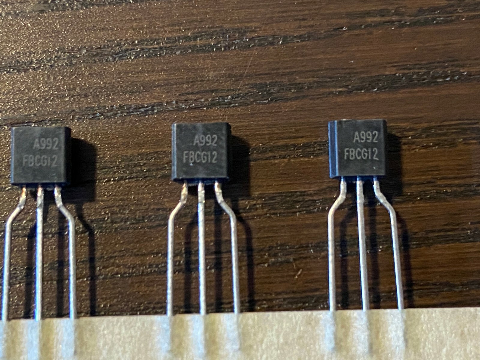 KSA992FTA 50 New Onsemi transistors - sub 2SA992 2SA493 2SA640 2SA722 ...