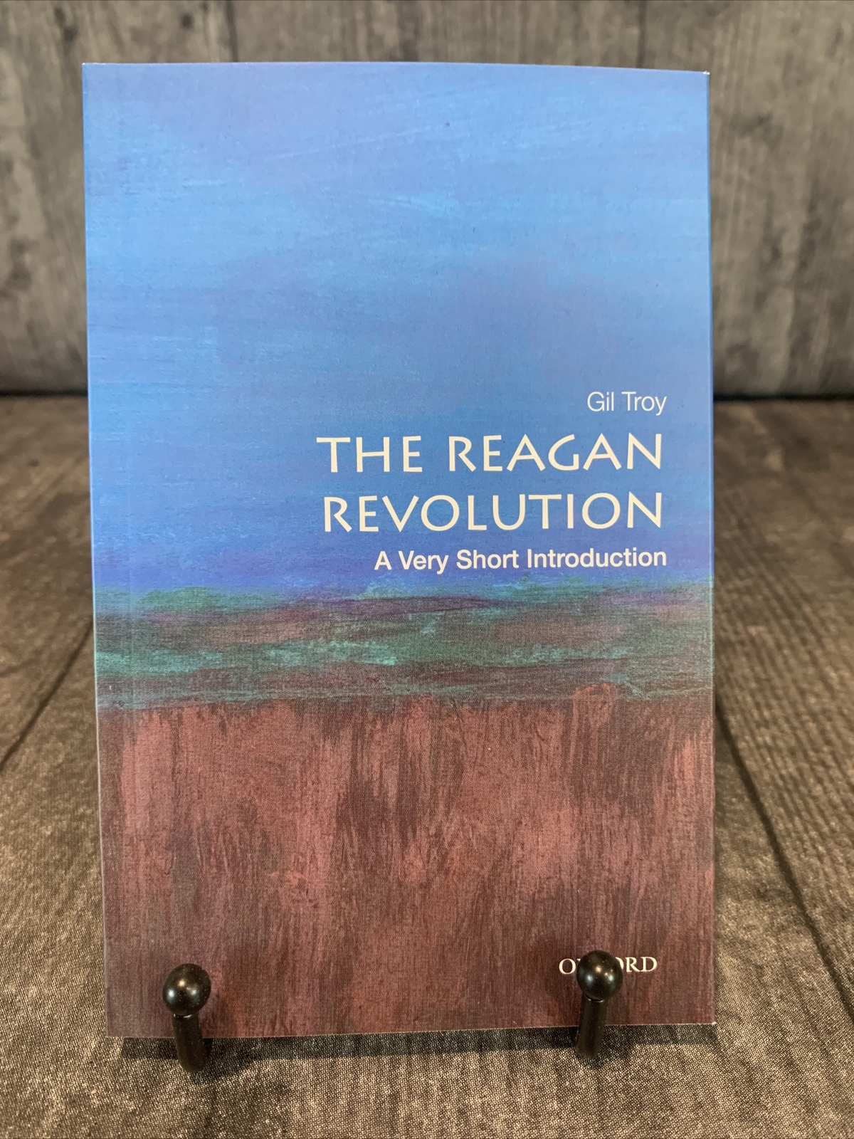 Very Short Introductions Ser.: The Reagan Revolution: a Very Short ...
