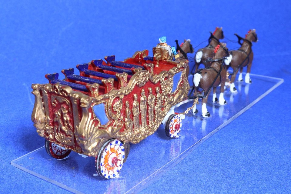 HO Scale Circus Wagon with Horse Team 3925a | eBay