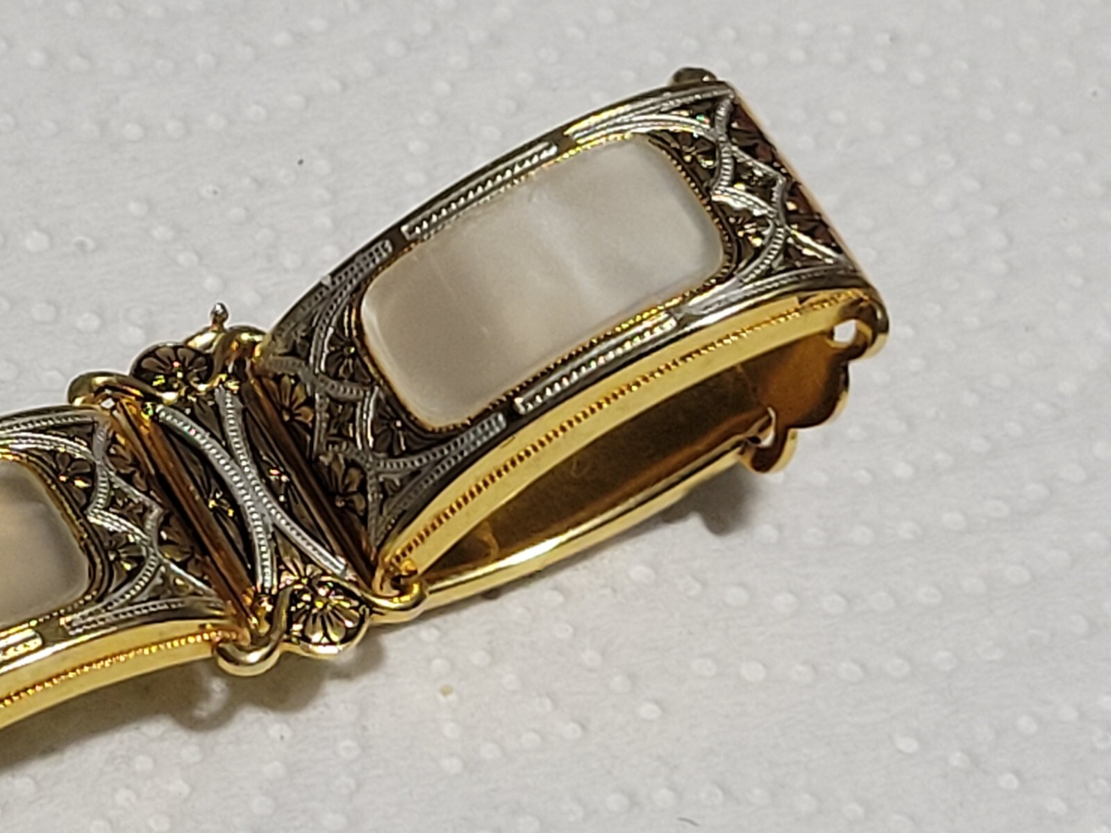 Vintage 4 Panel Damascene Style Toledoware Bracelet O… - Gem