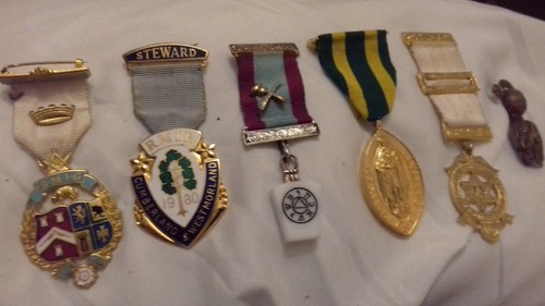 MASONIC BADGES, MEDALS, 1 MILITARY BADGE.. | eBay UK