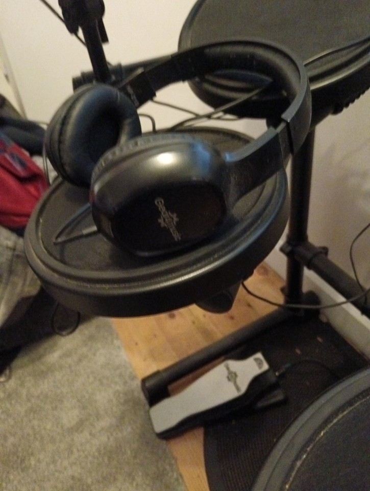 Electronic Drum Kit GEAR4 MUSIC DD200X Set With Seat And Headphones ...