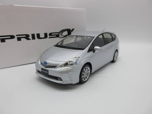 1/24 Toyota Prius Alpha Early Novelty Color Sample Silver Metallic ...