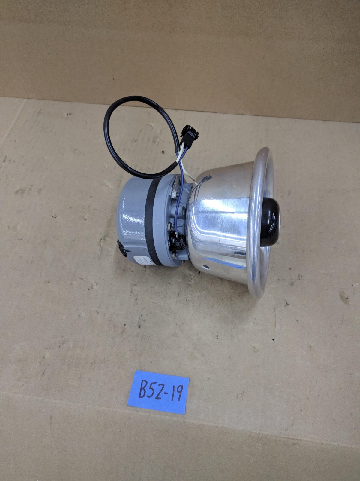 Harley-Davidson Whelen Speaker Horn 100 Watts RMS SA-350-MH | eBay