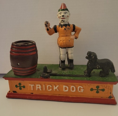 VINTAGE TRICK DOG CAST IRON MECHANICAL BANK DOG CLOWN BARREL | eBay