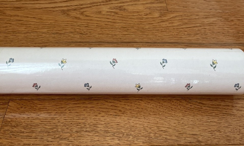 Sunworthy Wallpaper double roll 55 sq ft petite floral vintage cottage ...