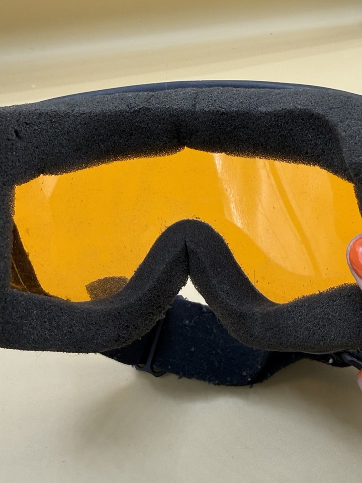 OAKLEY E FRAME Goggles Black Ski/Snowboard Amber Lens | eBay