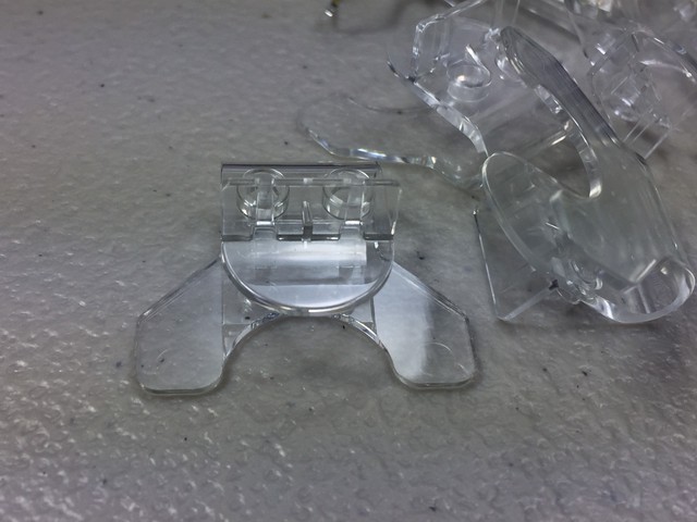 LEGO Trans Clear Minifigure Stand Flexible Super Jumper 18663 for sale ...