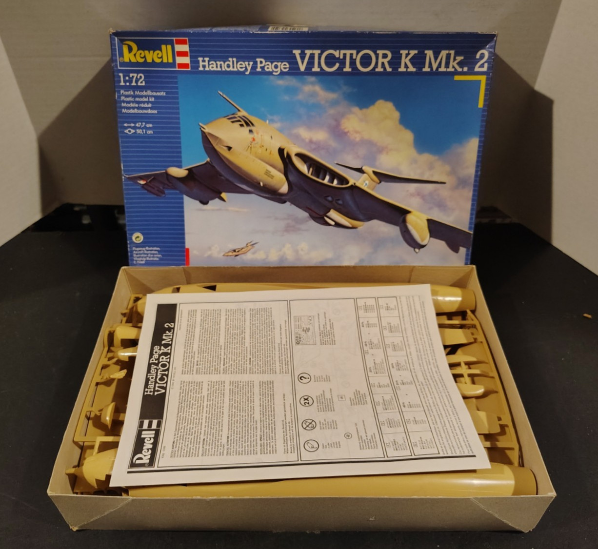 Revell Handley Page Victor Model Kit | model-kit.org