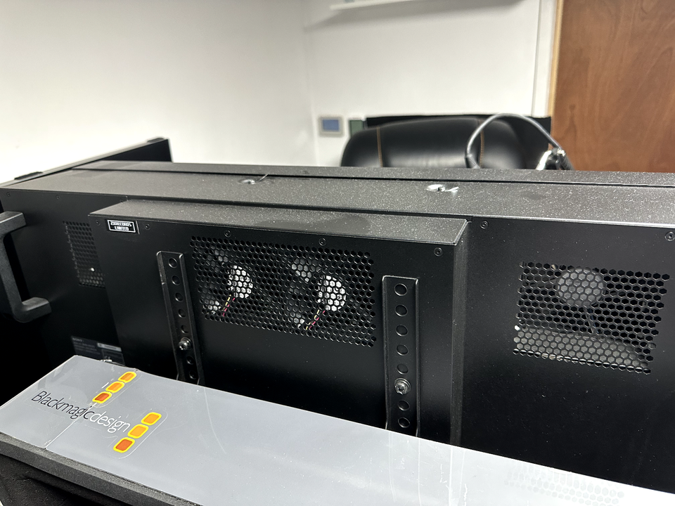 Sony BVM-HX310 31-inch 4K TRIMASTER HX™ Professional Master Monitor | eBay