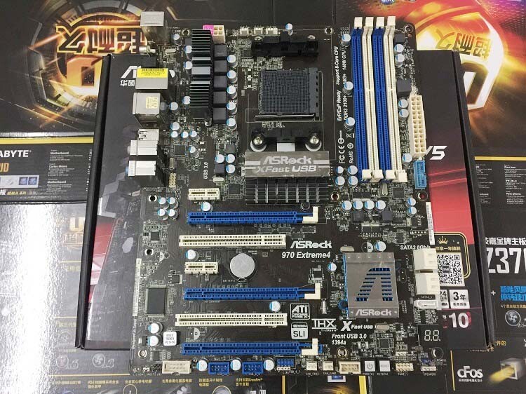 ASRock 970 Extreme4 AM3+ AMD 970 SB950 ATX SATA 6Gb/s USB 3.0 ATX ...