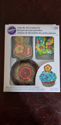 Wilton 8039 Flower Cupcake Decorating Kit NEW Decorates 24 Picks ...