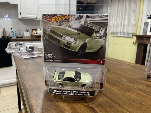 Hot Wheels Premium 2024 Nissan Skyline GT-R BNR 34 1:43 Scale | eBay