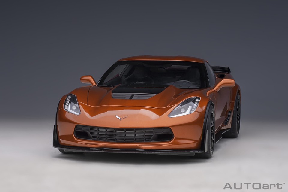 2016 CHEVROLET CORVETTE C7 Z06 COUPE DAYTONA SUNSET ORANGE 1:18 AUTOart ...