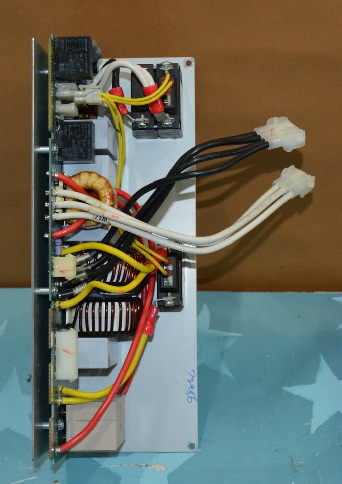 APC Symmetra SYHF6KT UPS Circuit Breaker & Maintenance Module 885-6690/ ...