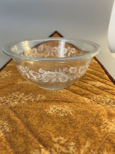 Vintage Pyrex #323 Colonial Mist Clear White Lace 1.5 L Mixing Bowl | eBay