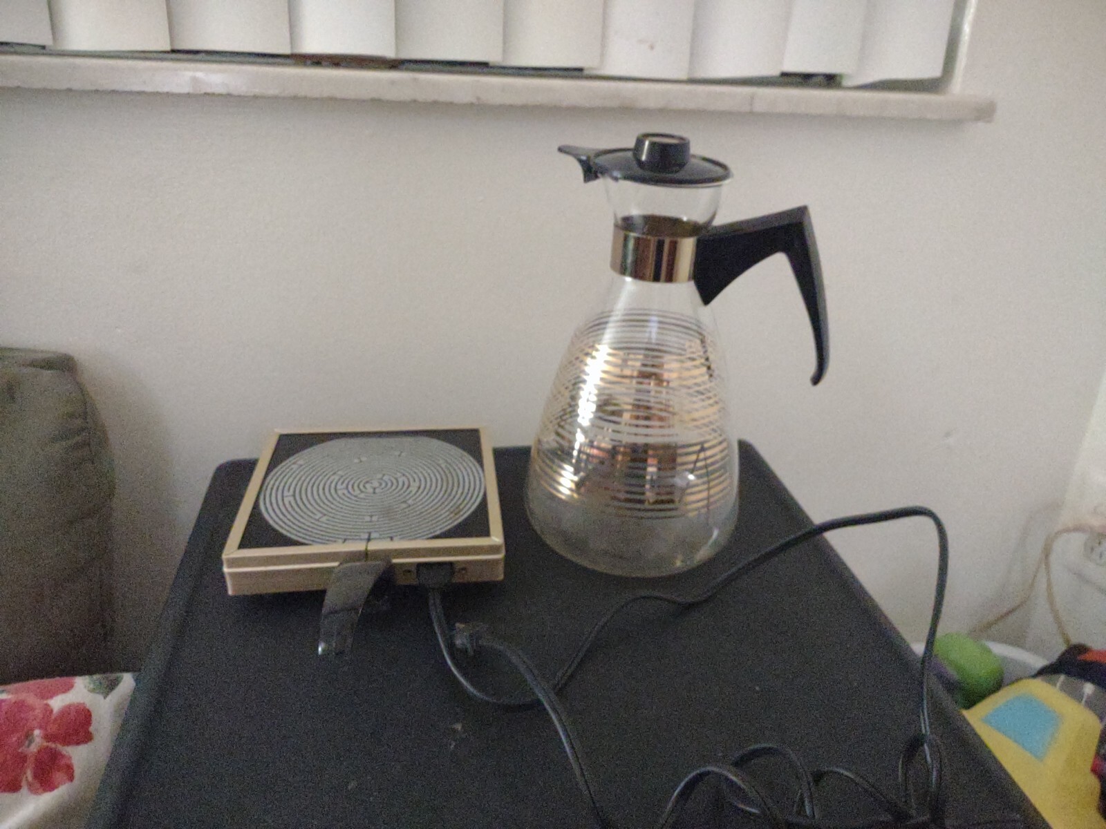 Vintage Pyrex Coffee Carafe with Warming Trivet | eBay