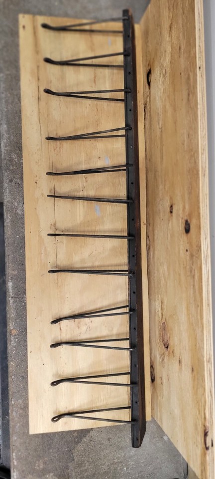Vintage Gates FAN BELT Display RACK Wood w/ metal hooks Garage Sign Gas ...