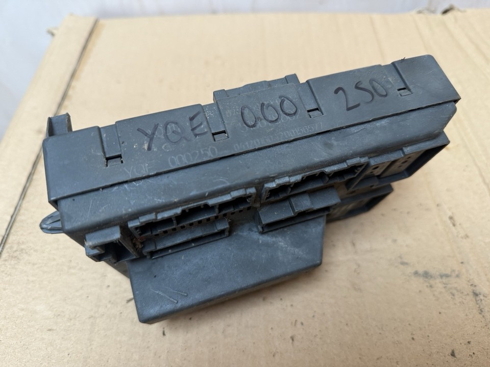 Land Rover Discovery 2 Td5 Fuse Board Box Part No: YQE000250 | eBay UK