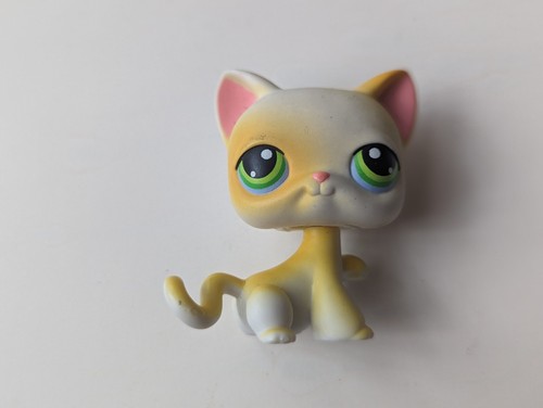 SHORTHAIR CAT #73 Authentic Littlest Pet Shop Hasbro LPS White Yellow ...