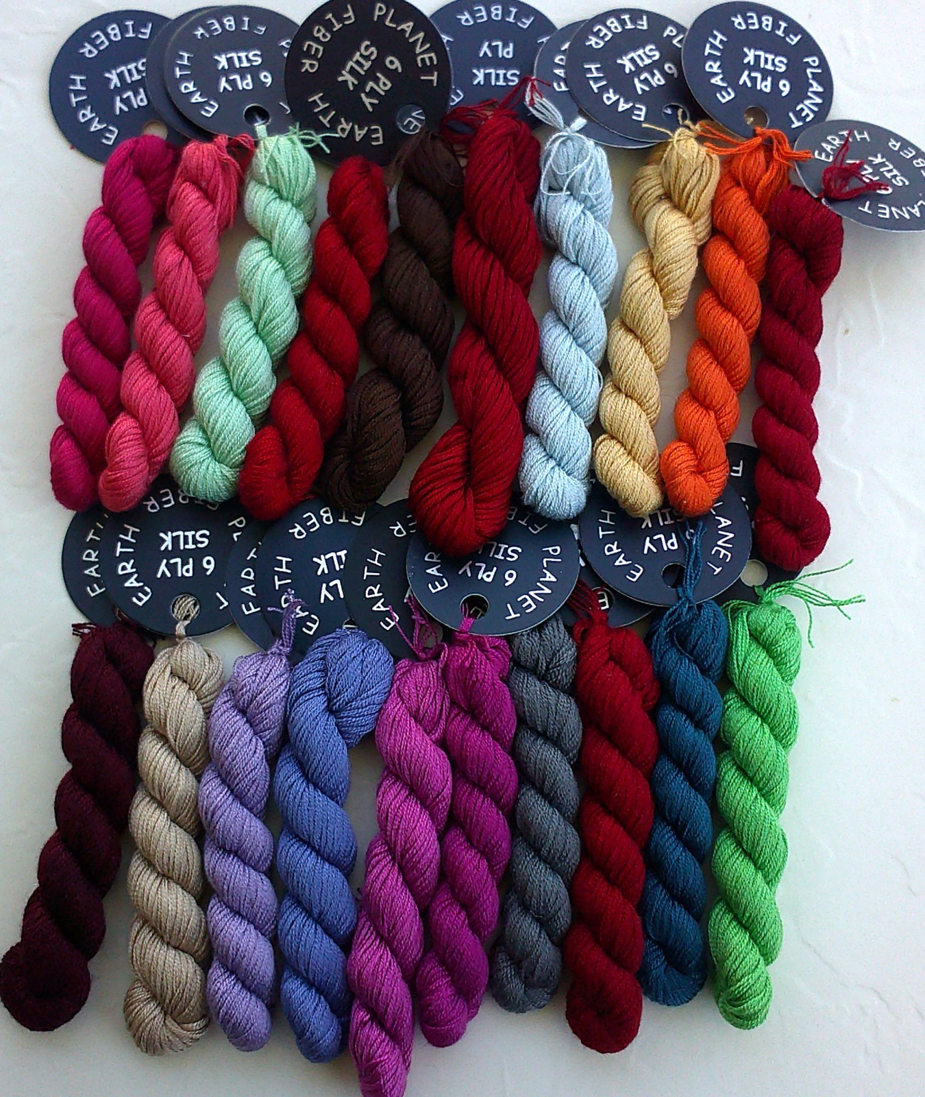 Lot of 20 Skeins Planet Earth Fiber 6 Ply Silk 14 Yards Needlepoint ...