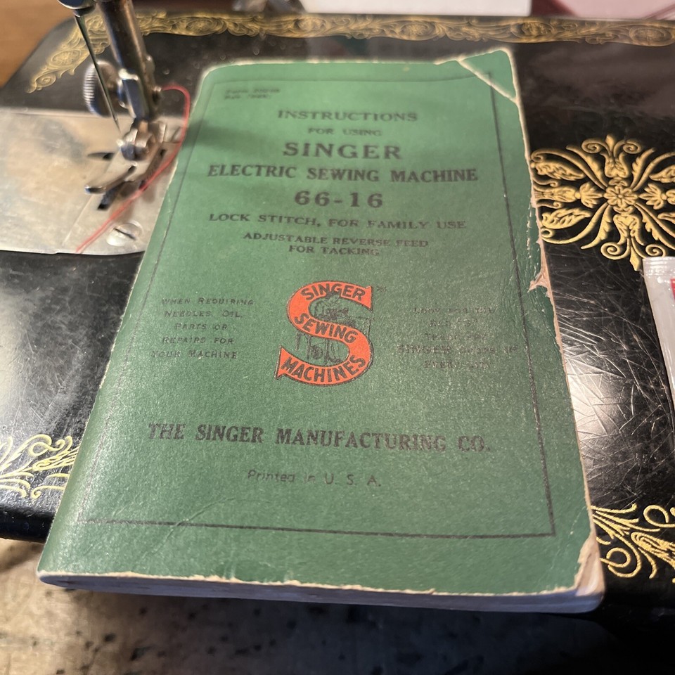 Vintage Singer Portable Sewing Machine 66-16 Accessories & Pamphlets US ...
