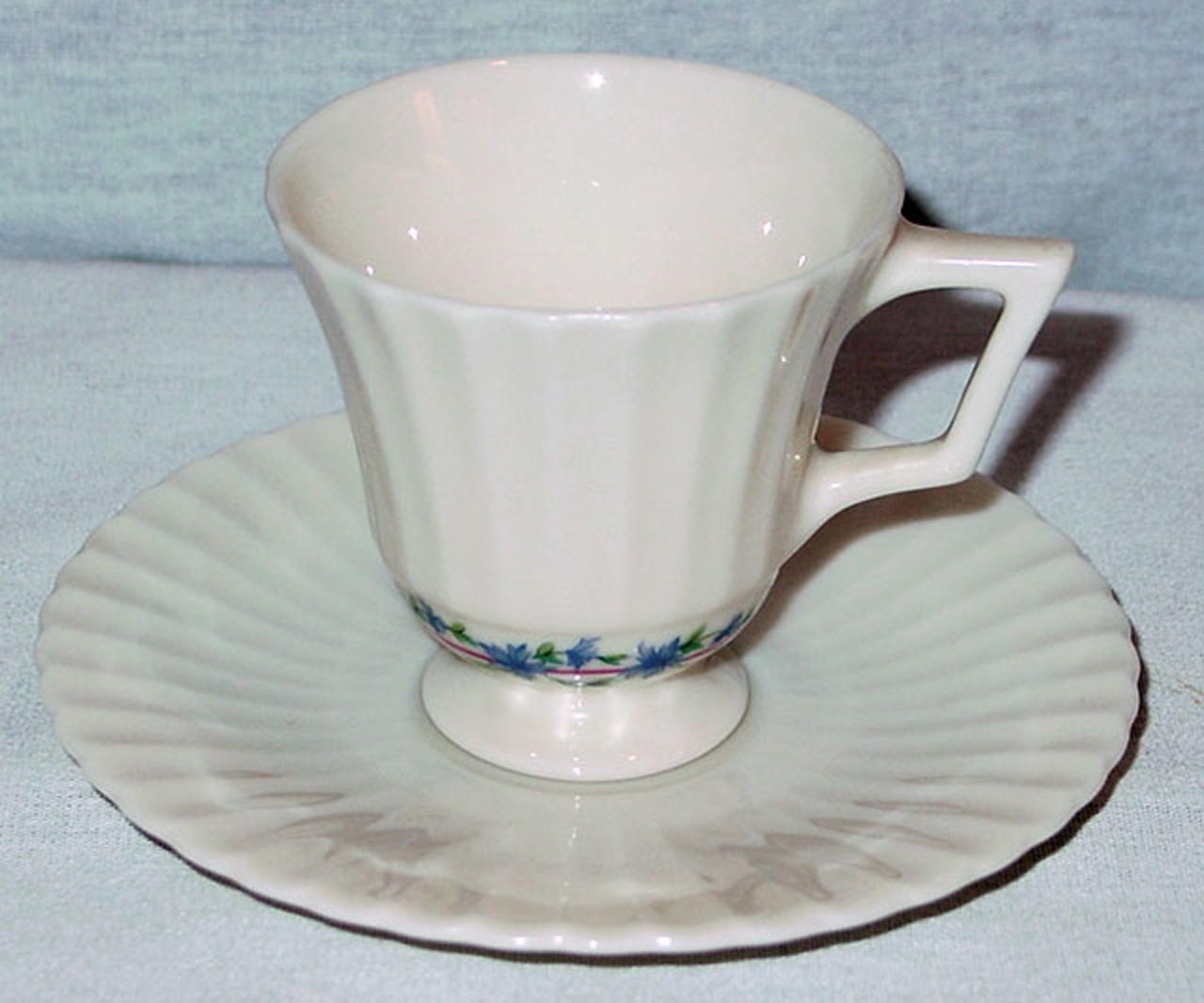 DISCONTINUED LENOX CHINA PRISCILLA DEMITASSE / DEMI CUP & SAUCER SET ...