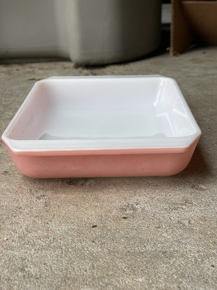 Vintage Pyrex Pink Daisy Space Saver 548-B No lid NICE Glass Baking ...