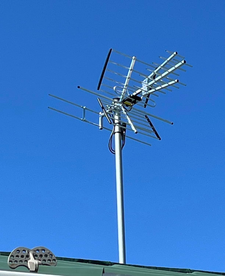 Outdoor TV Antenna, Long Range Digital OTA Antenna for 4K 1080P VHF UHF ...