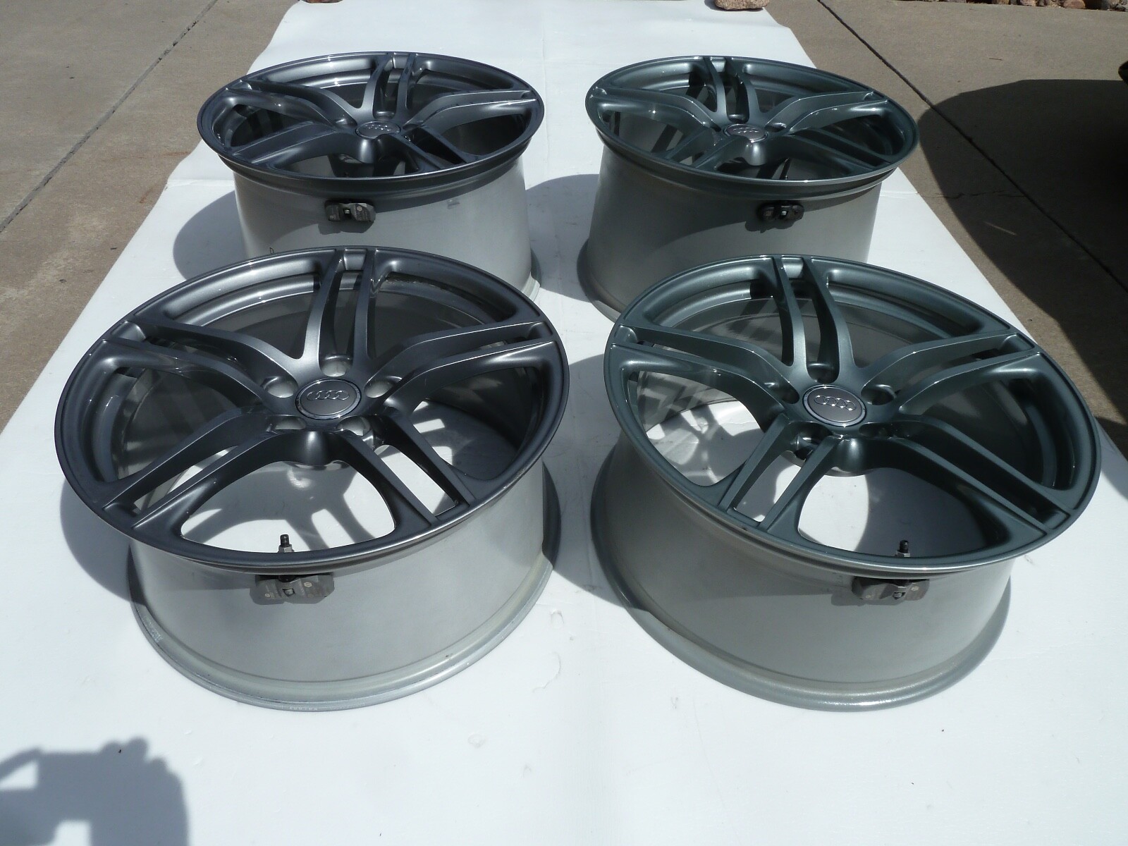 12 Audi R8 V10 GRAY FACTORY 4 WHEELS OEM RIMS 5 Split spoke 19" Inch 8. ...