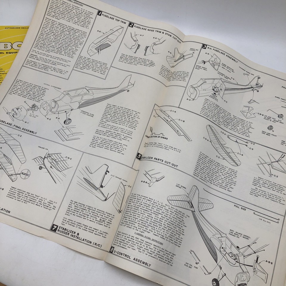 BABCOCK Aeronca Champion ALL PLASTIC R/C FLYING BAC Model Airplane Kit ...