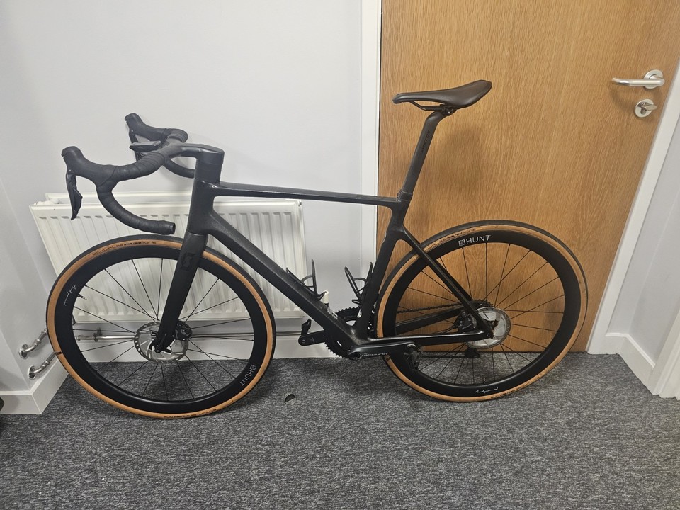 Scott Addict RC15 56cm - Upgraded | eBay UK